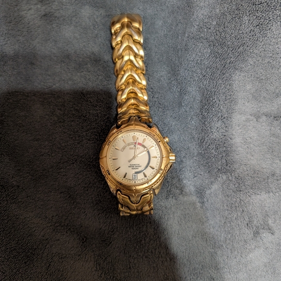 Tag Heuer | Accessories | Vintage Seiko Kinetic Gold Watch | Poshmark